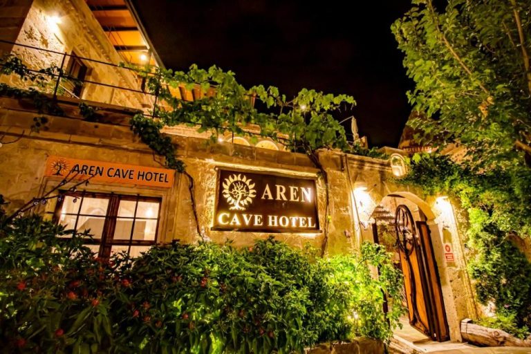Top 30 Cave Hotels in Cappadocia: Best Luxury, Boutique & Budget Picks